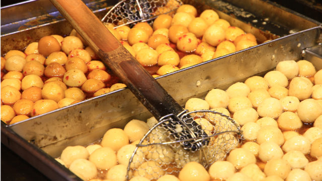 Classic Hong Kong food: Local dishes and street food snacks to try