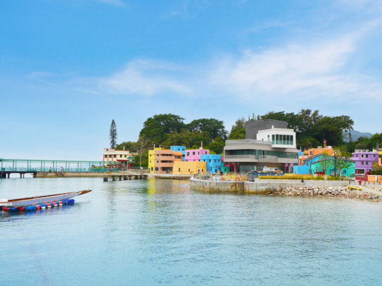 How to get to Ma Wan? And more about this colourful island